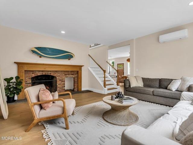 306 E 7th Ave, Asbury Park, NJ 07712