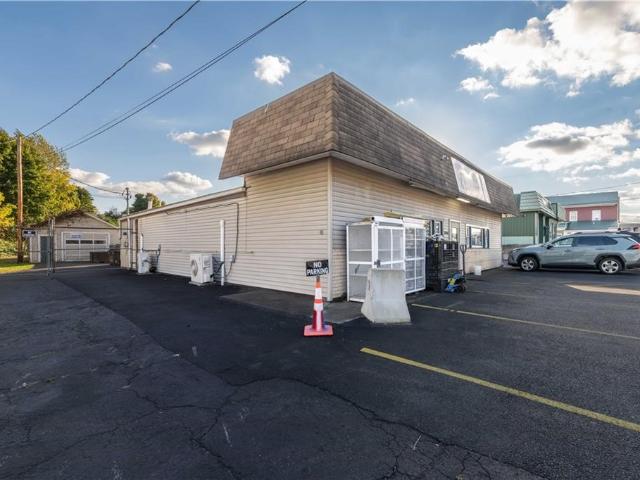 306 E Center Street