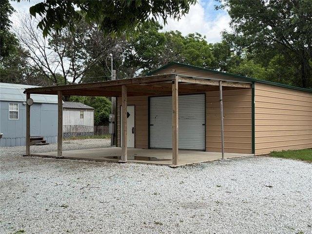 306 E Gentry Ave, Checotah, OK 74426