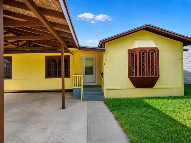 306 E Miller Ave, Kingsville, TX 78363