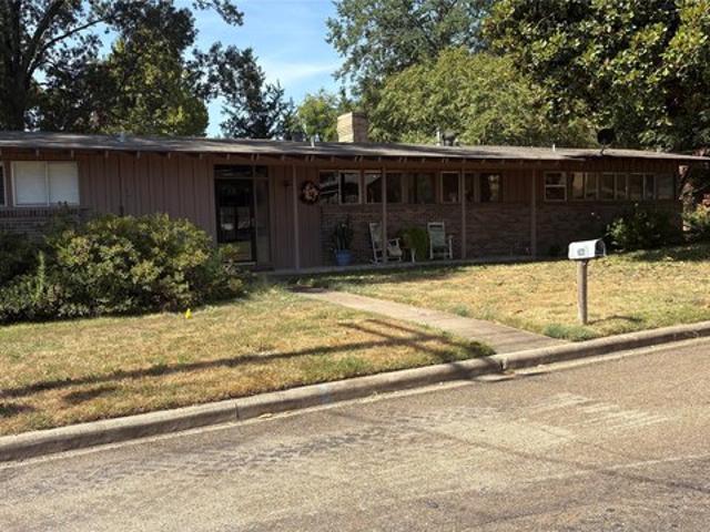 306 E Pine St, Winnsboro, TX 75494