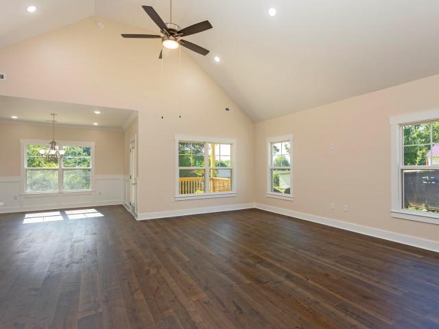 306 Emmett Avenue NW