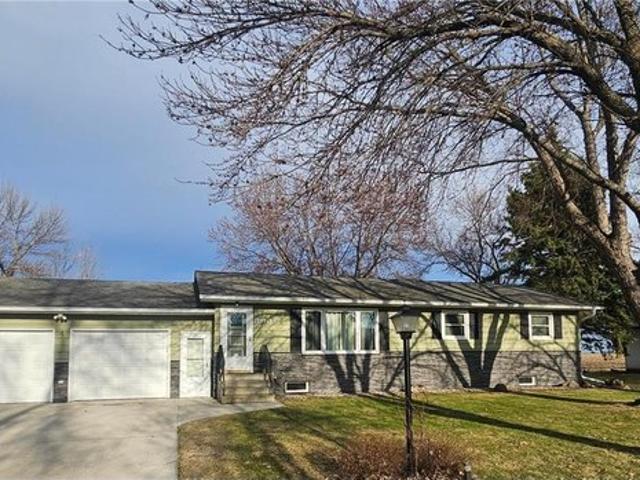 306 Enterprise Dr, Mooreton, ND 58061