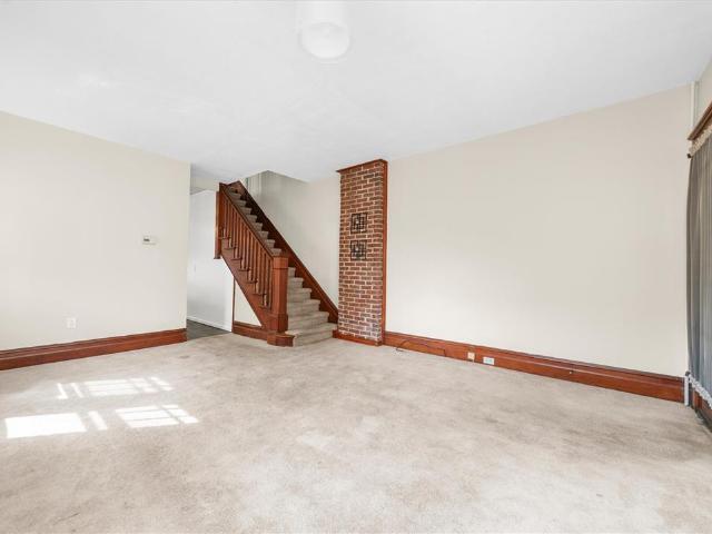 306 East 20th