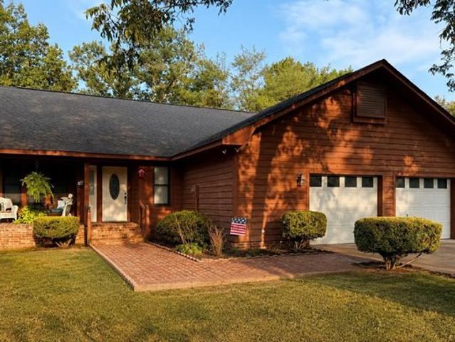 306 Forrest Dr, Newport, AR 72112
