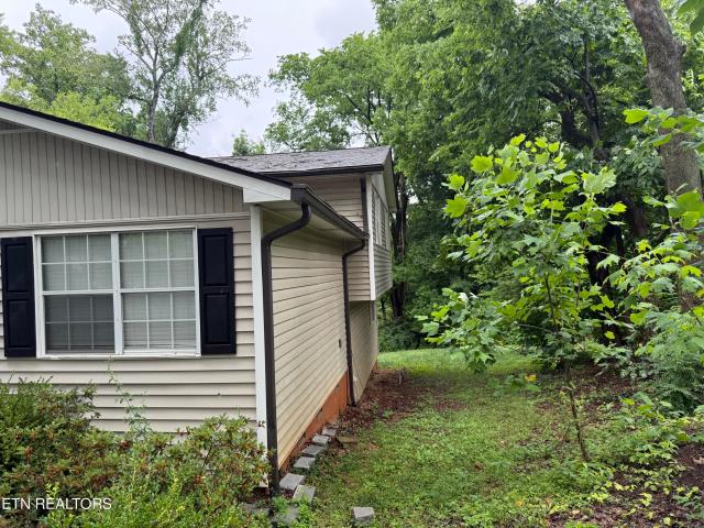 306 Kingston Court