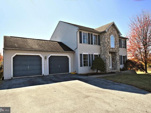 306 Kingston Dr, Douglassville, PA 19518 | MLS #PABK2066 | Compass