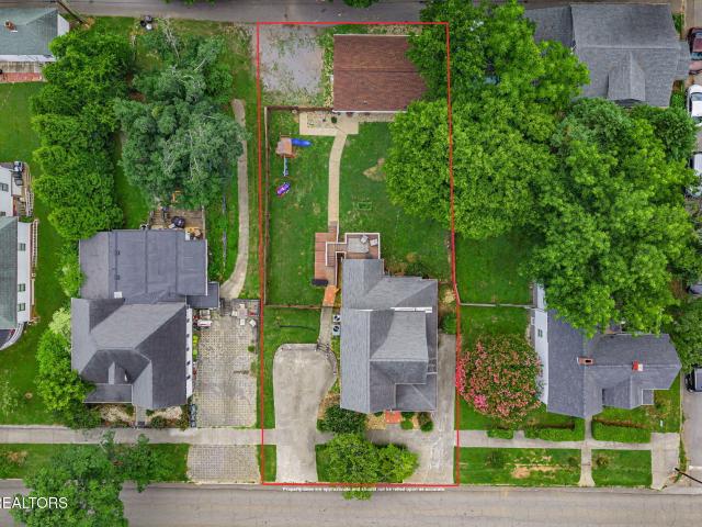 306 Kingston St