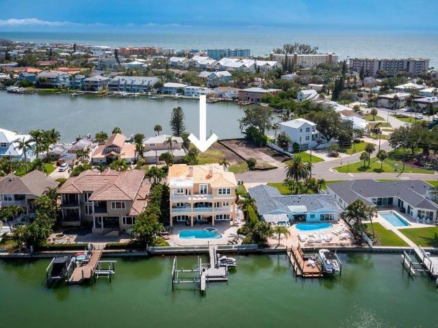 306 Harbor Dr, Indian Rocks Beach, FL 33785 | MLS #TB8467 | Compass