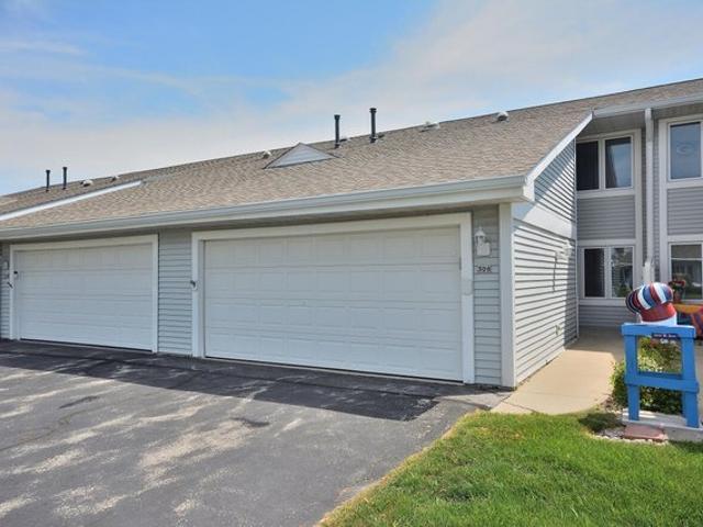 306 Hartford Sq Unit 3, Hartford, WI 53027