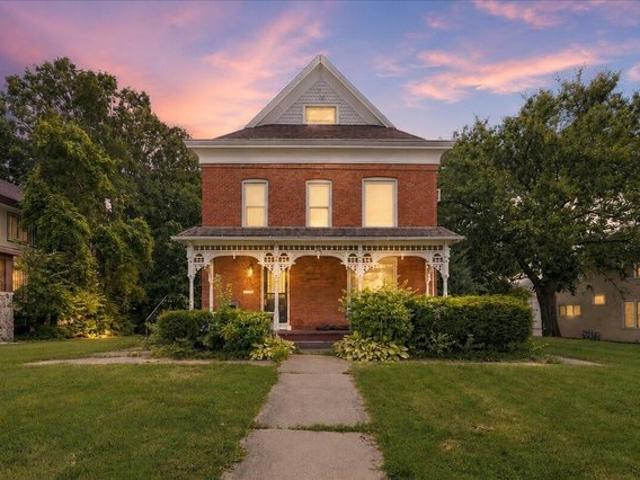 306 Jefferson St, Valparaiso, IN 46383