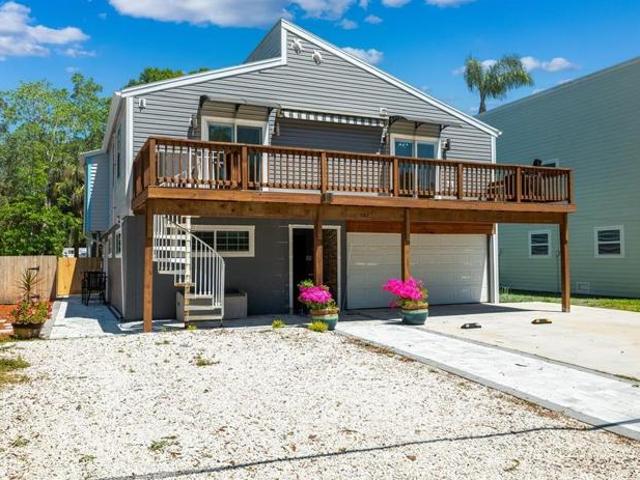 306 Ontario Ave, Crystal Beach, FL 34681