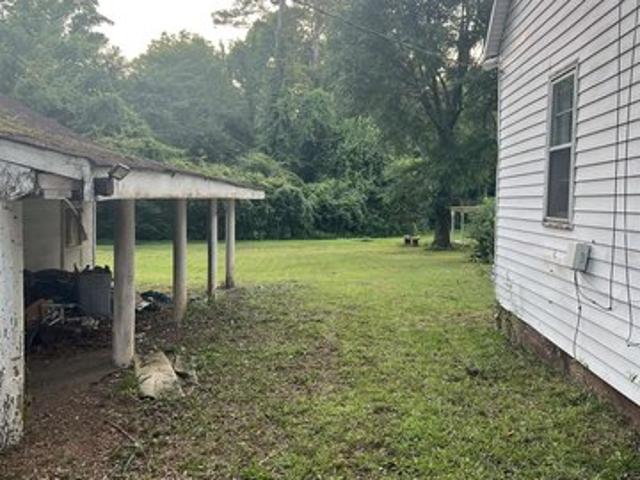 306 Oak Ave NW, Jacksonville, AL 36265