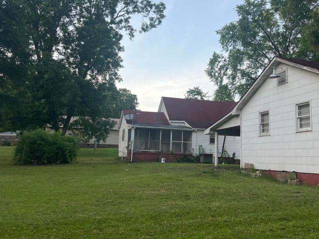 306 Oak Avenue Nw