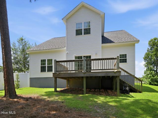 306 Oak Ridge Court