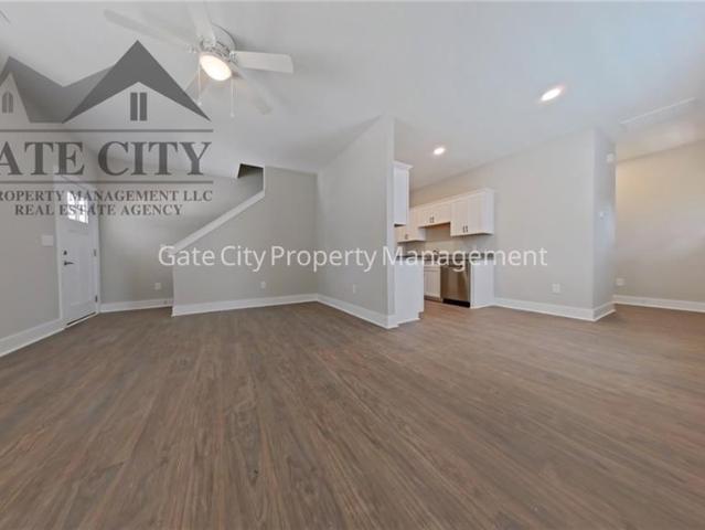 306 Oakwood Street #B