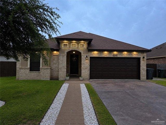 306 Los Laureles Dr, San Juan, TX 78589