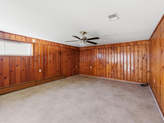 306 Laval Heights