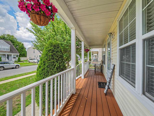 306 Mallard Ct