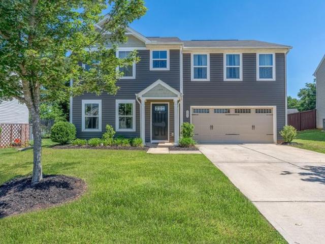 306 Maplestead Farms Ct, Greenville, SC 29617