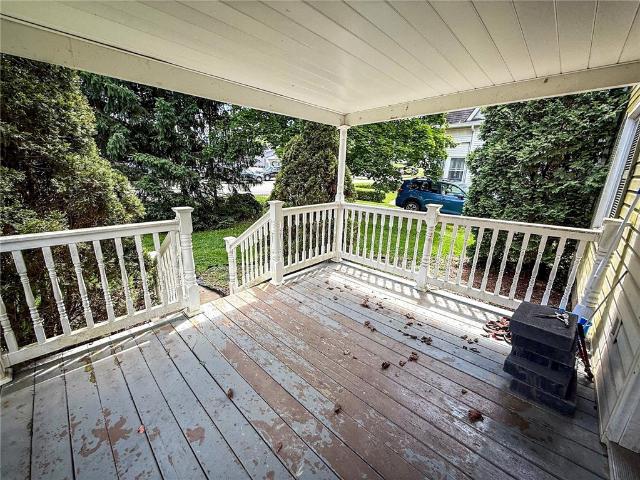 306 Meridian Rd