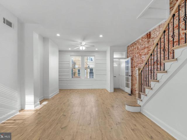 306 Mifflin St, Philadelphia, PA 19148 | MLS #PAPH2614 | Compass