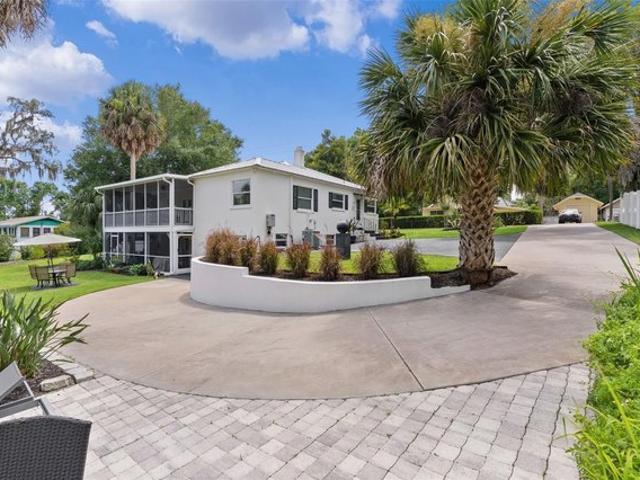 306 N Clayton St, Mount Dora, FL 32757