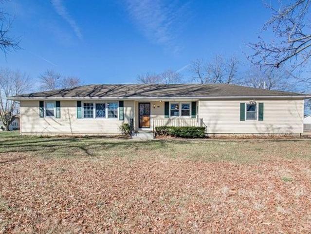 306 N Lee St, Leeton, MO 64761