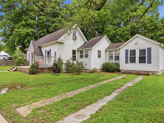306 N Main St