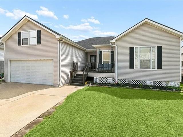 306 Nottaway Dr, Destrehan, LA 70047