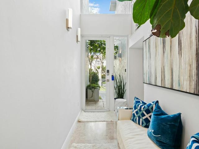 306 NE 8th Ave, Fort Lauderdale, US, FL