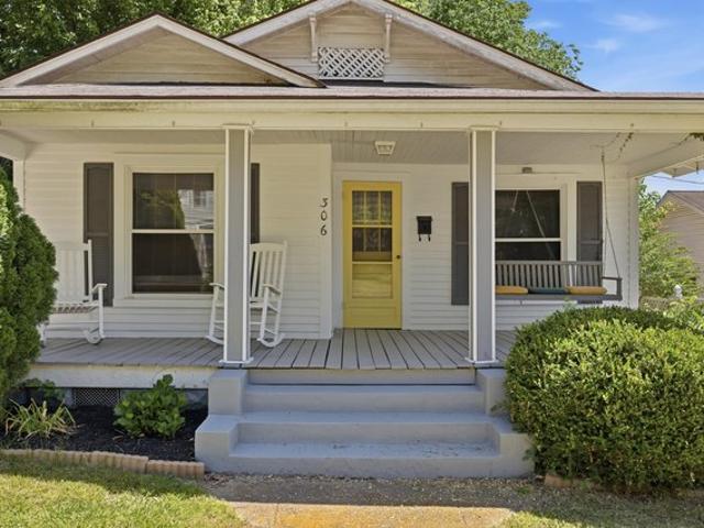 306 S 5th St, Murray, KY 42071