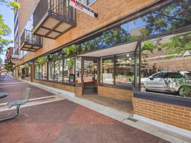 306 S Kalamazoo Mall