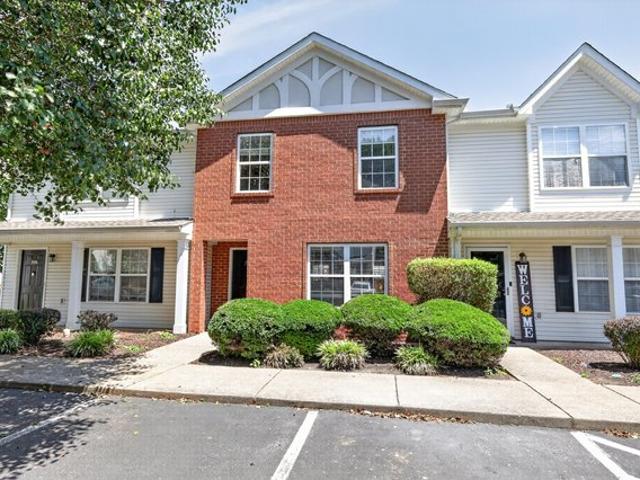 306 Shoshone Pl, Murfreesboro, TN 37128