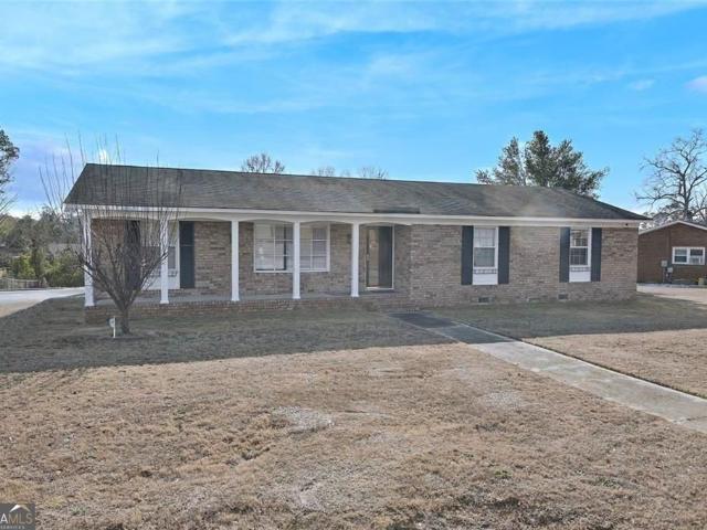 306 Skylark Road