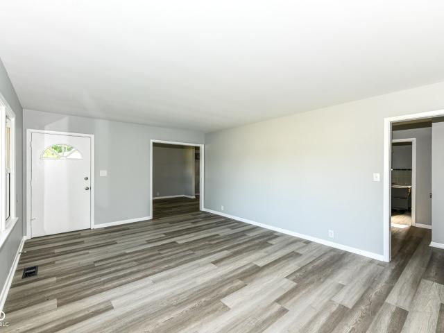 306 Payton Avenue