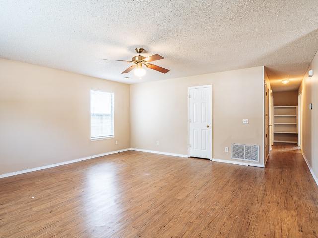 306 Parkcrest Drive
