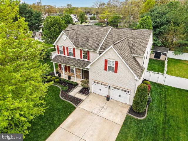 306 Pickwick Drive