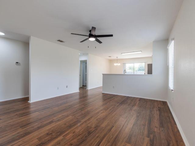 306 Quail Hollow Dr