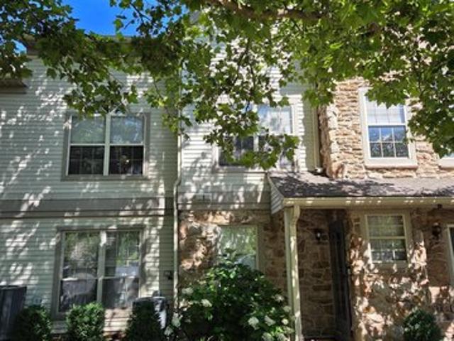 306 Remington Ct, Chalfont, PA 18914