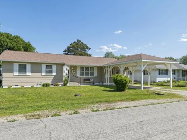 306 W 2nd St, Lockwood, MO 65682