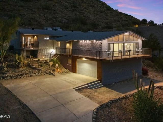 306 W Camino Vis, Phoenix, AZ 85021