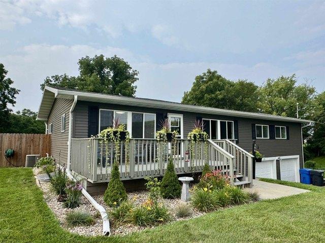 306 W First St, Cambria, WI 53923