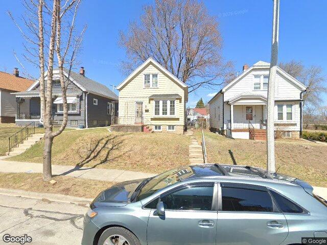 306 W Harrison Ave, Milwaukee, WI 53207