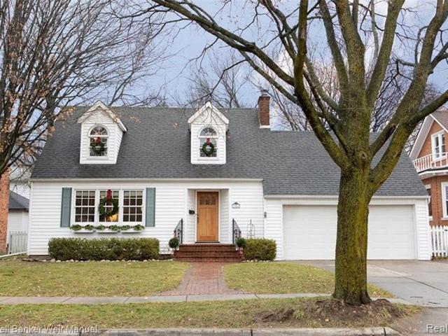 306 W Main St, Northville, MI 48167