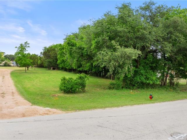 306 W Pecan Drive