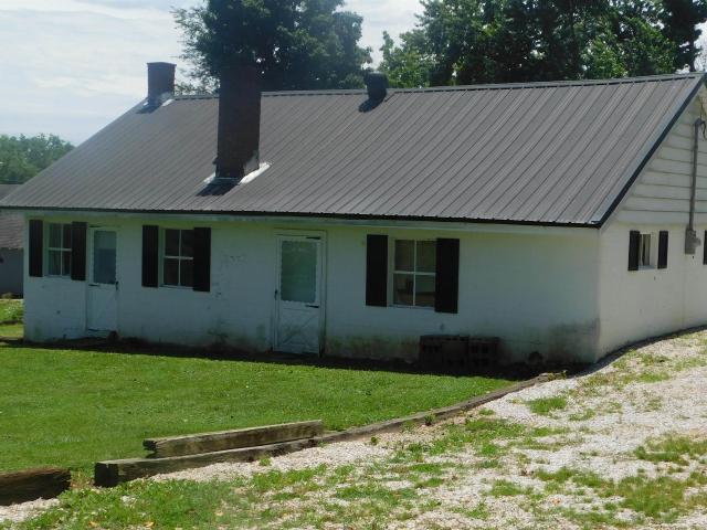 306 W Poplar Street
