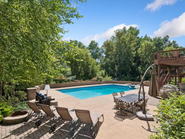 306 Wolf Pointe Trail