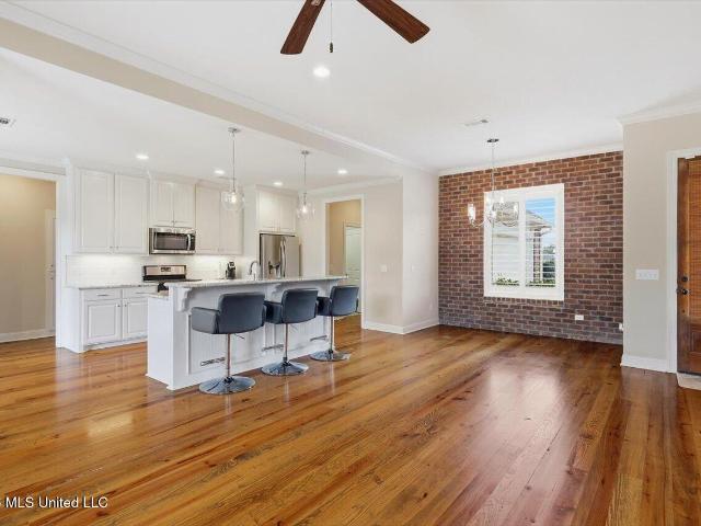 306 Woodscape Cove