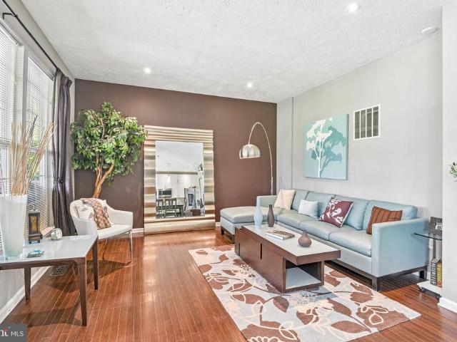 306 Watertons Way